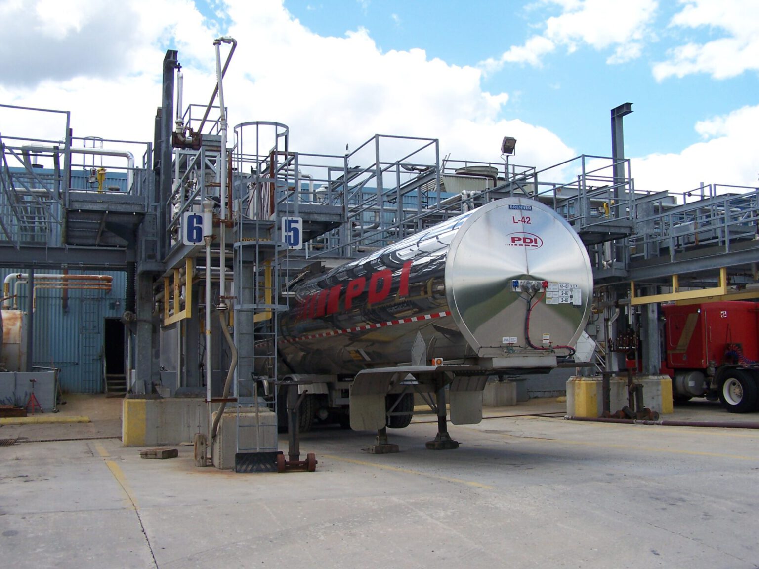 Bulk Trucking | PDI Bulk